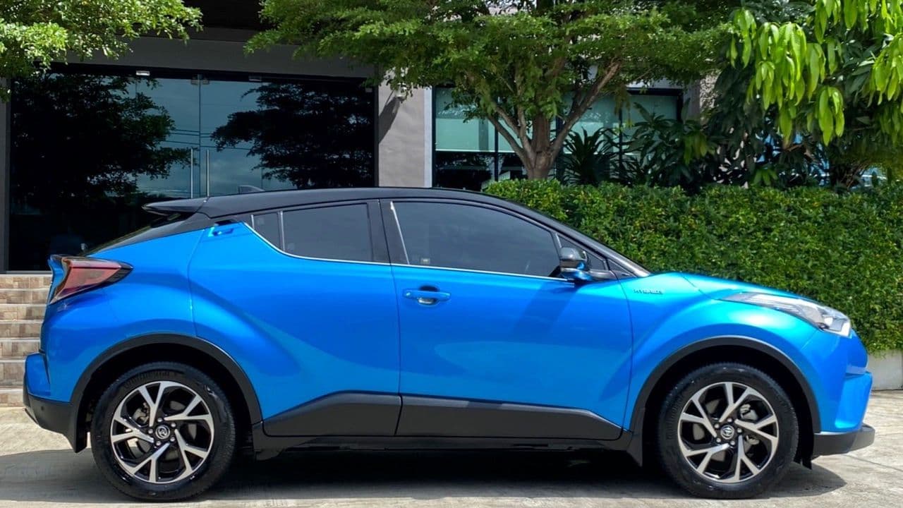 ขายรถ TOYOTA CHR มือสอง ปี 2019 blue #G30LWR คุณภาพดี ราคาถูก